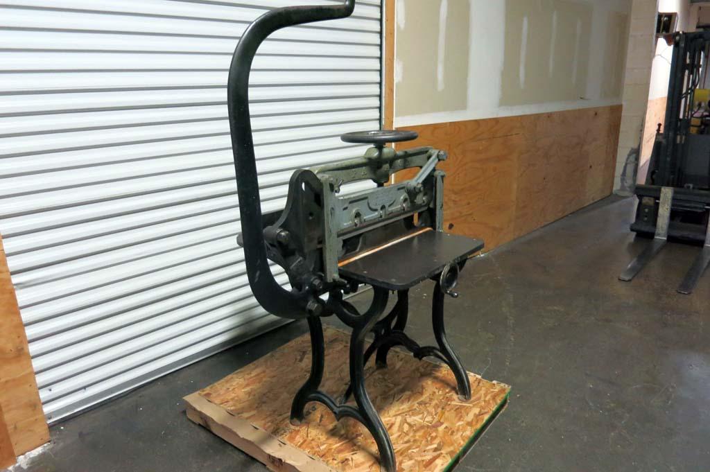 Lot #94: EL Miller Paragon Antique Lever Paper Cutter - WireBids